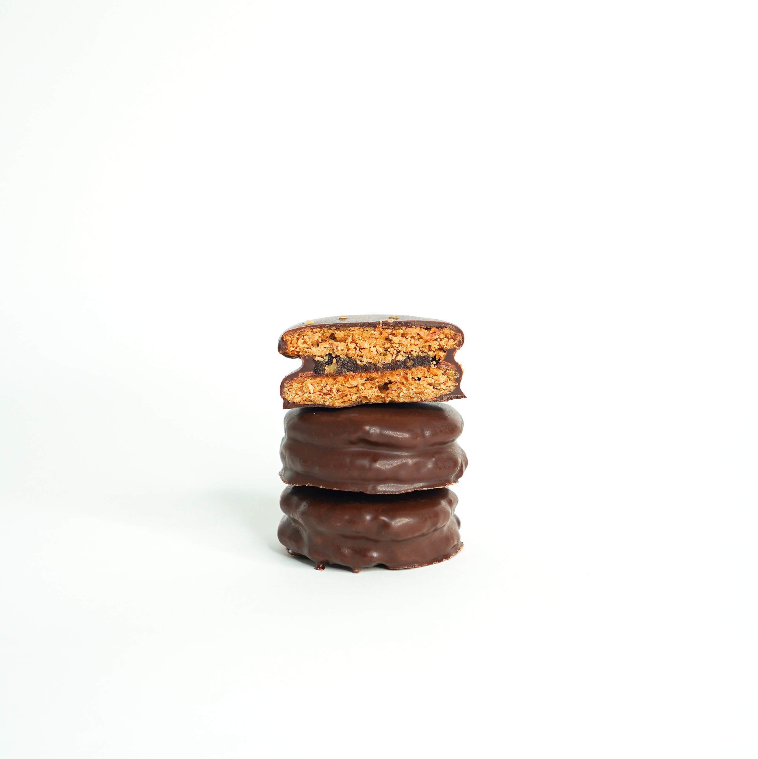 Healthy caramel alfajor – Holy Healthy Food